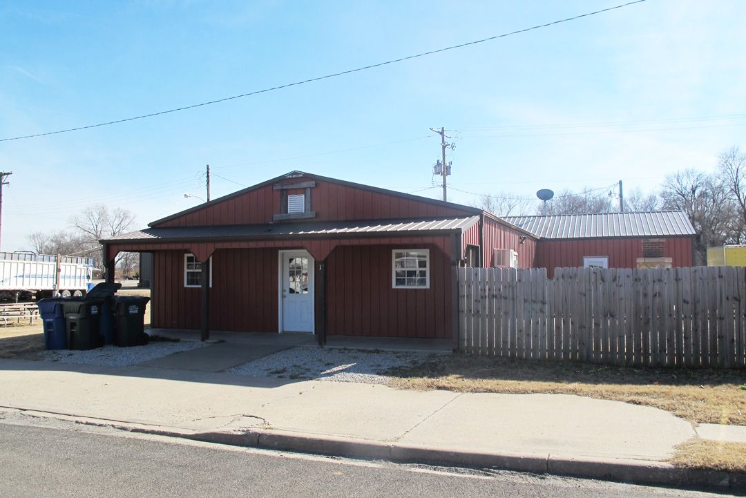 (Potwin) 2,600 Sq. Ft. Building, 111 E Marshall Ave, Potwin, KS 67123 ...
