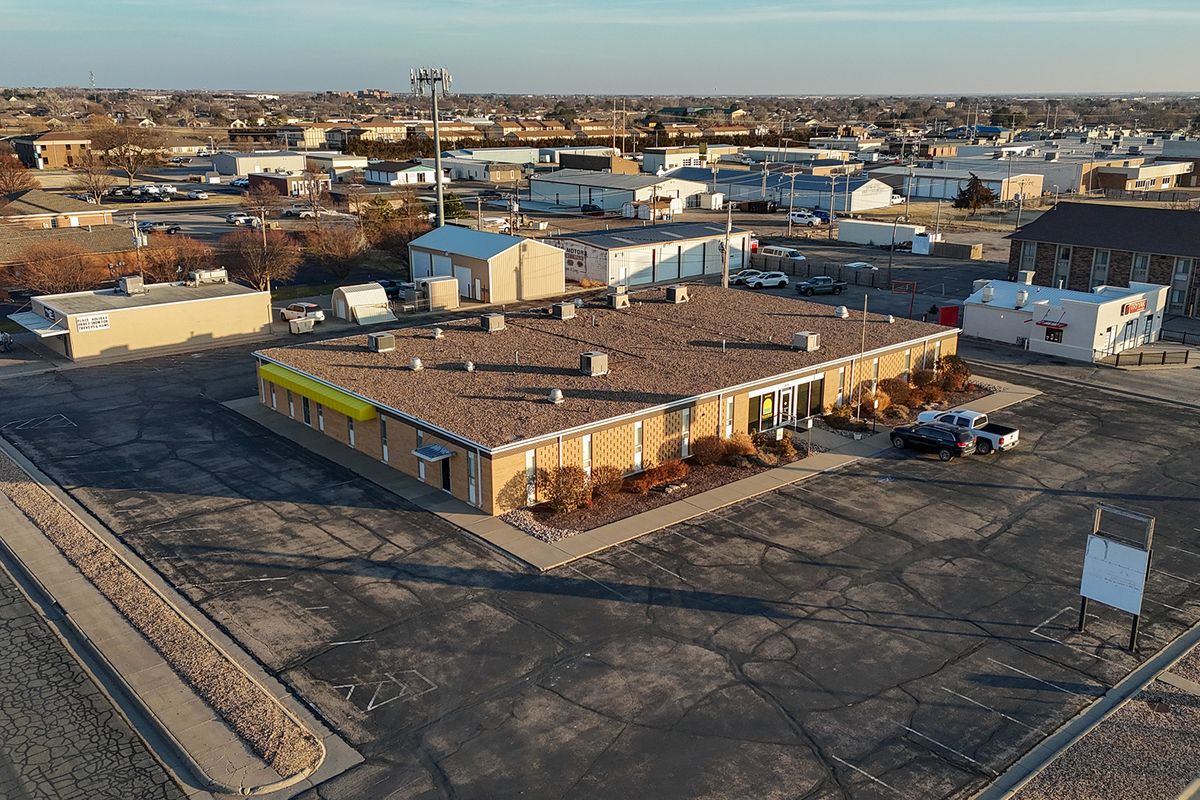 (Hays) ABSOLUTE - 11,088± Sq. Ft. Multi-Purpose Commercial Building ...