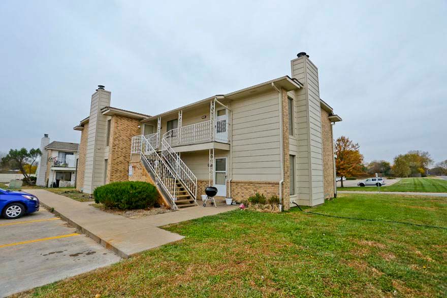 1601 E WALNUT GROVE RD, Derby, KS 67037 - McCurdy | Real Estate & Auction