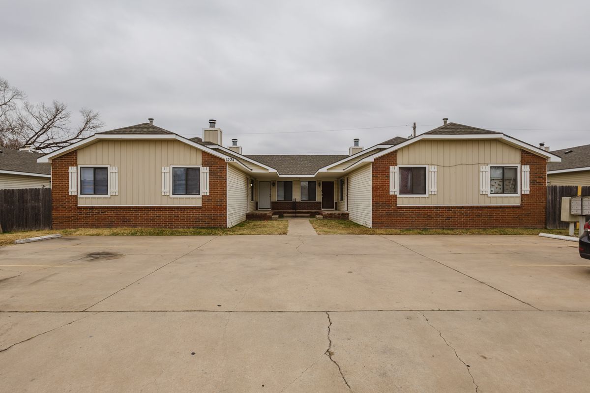 (S) Quadplex W/ 3-BR, 2-BA Units, 1224 E. Selma St., Wichita, KS 67216 ...