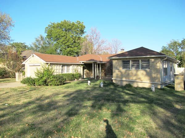 112 N. Edgemoor, Wichita, KS 67208 - McCurdy | Real Estate & Auction
