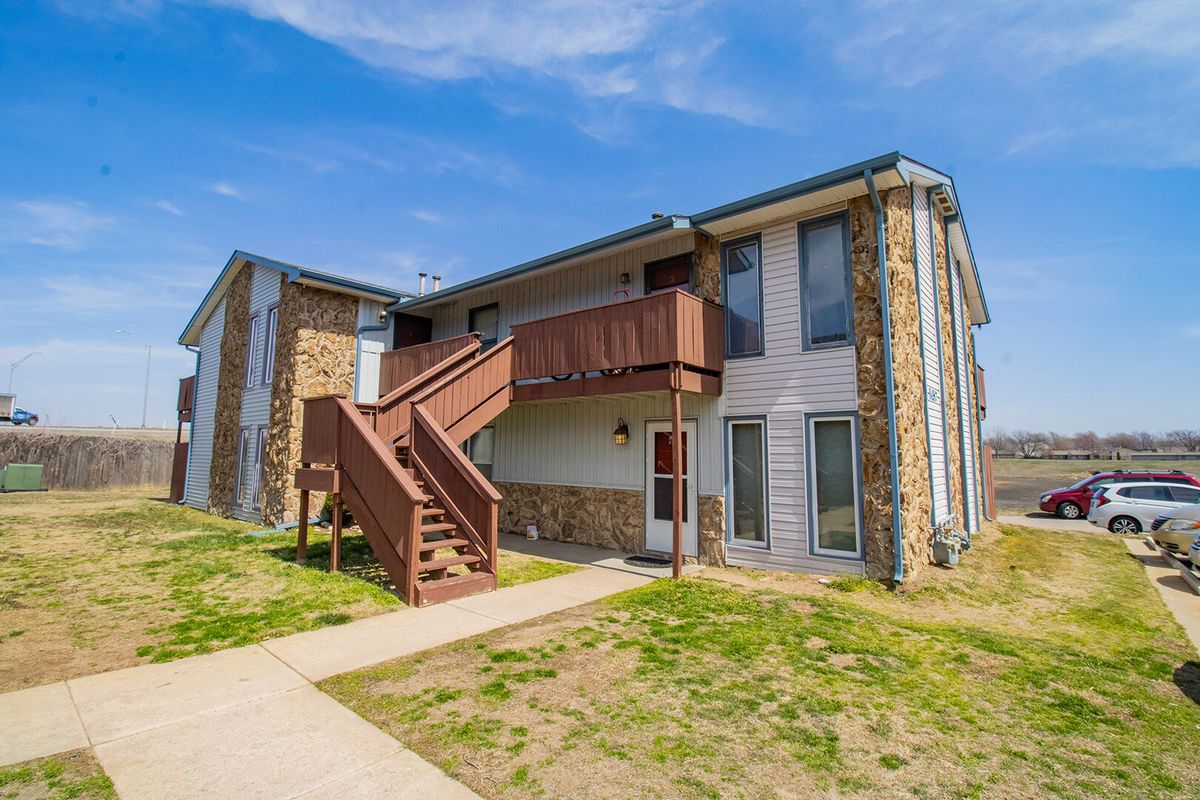1457 N. Smith Ct. #3, Wichita, KS 67212 - McCurdy | Real Estate & Auction